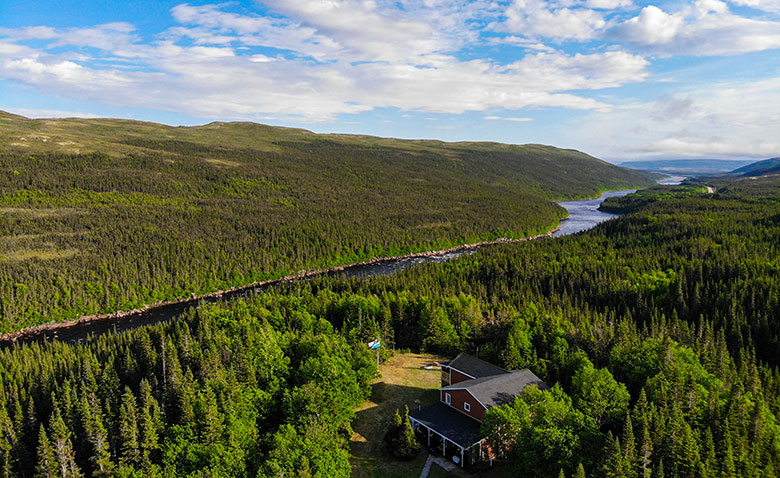 Big Land Fishing Lodge – The Experience of a Lifetime